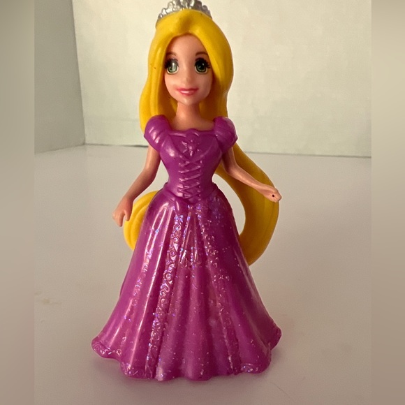 Disney | Toys | Disney Princess Magiclip Magic Clip Rapunzel W Dress ...